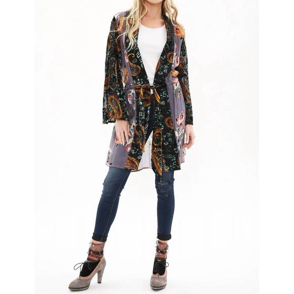 Aratta | Sweaters | New Aratta Josephine Kimono In Charcoal Floral ...